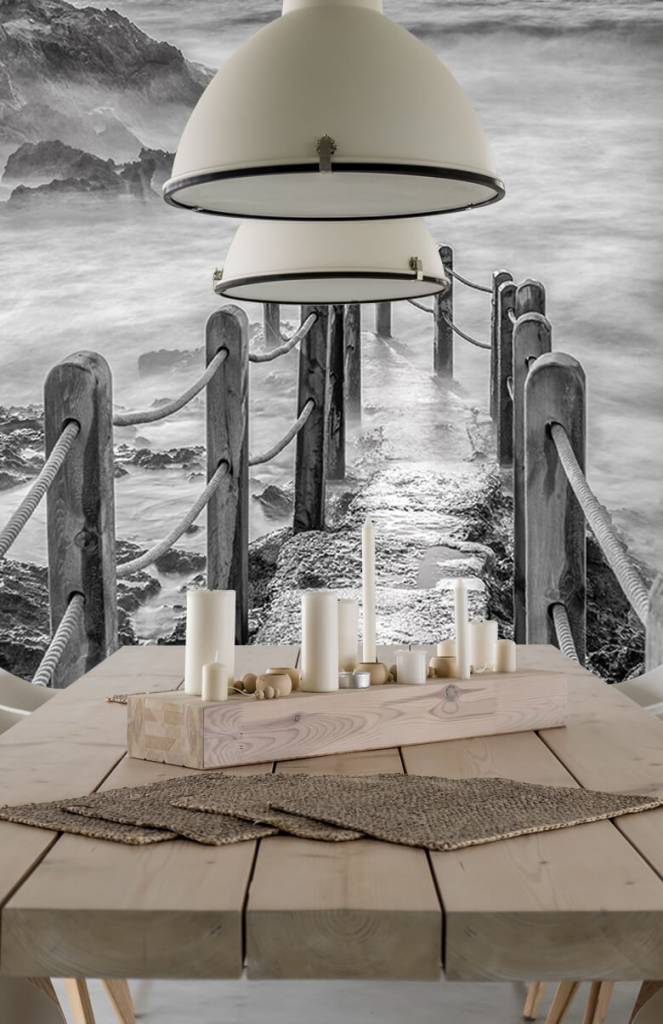 Behang met een houten brug naar mist - Fotobehang