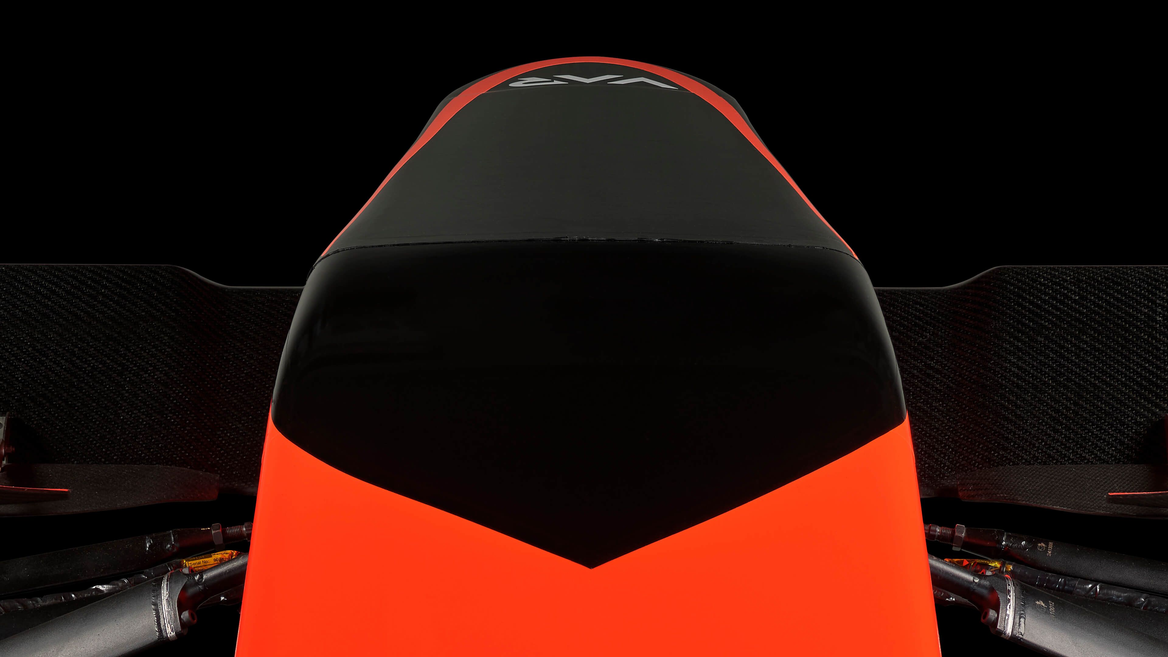 Formule 3 - Cockpit view - dark - Fotobehang