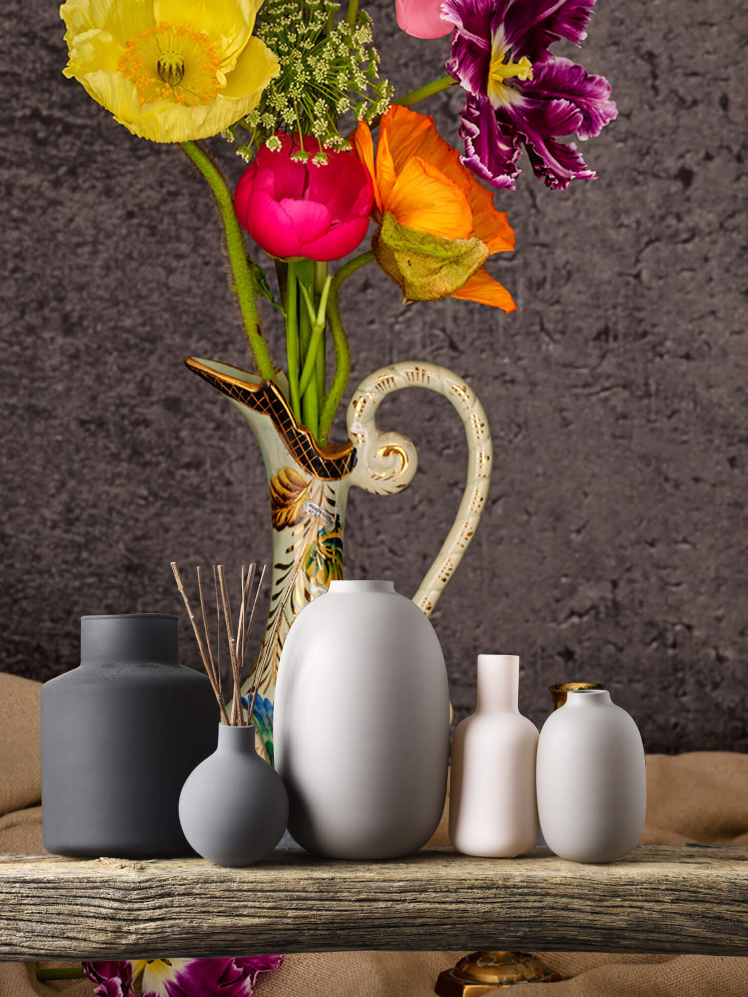 Bloemen in klassieke vaas - Fotobehang